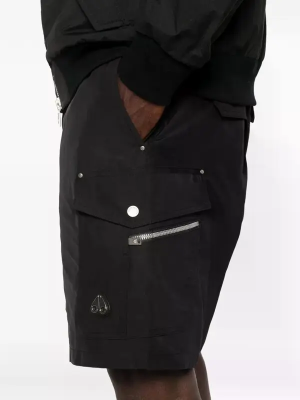 Moose Knuckles Cargo Shorts With Logo Plaque