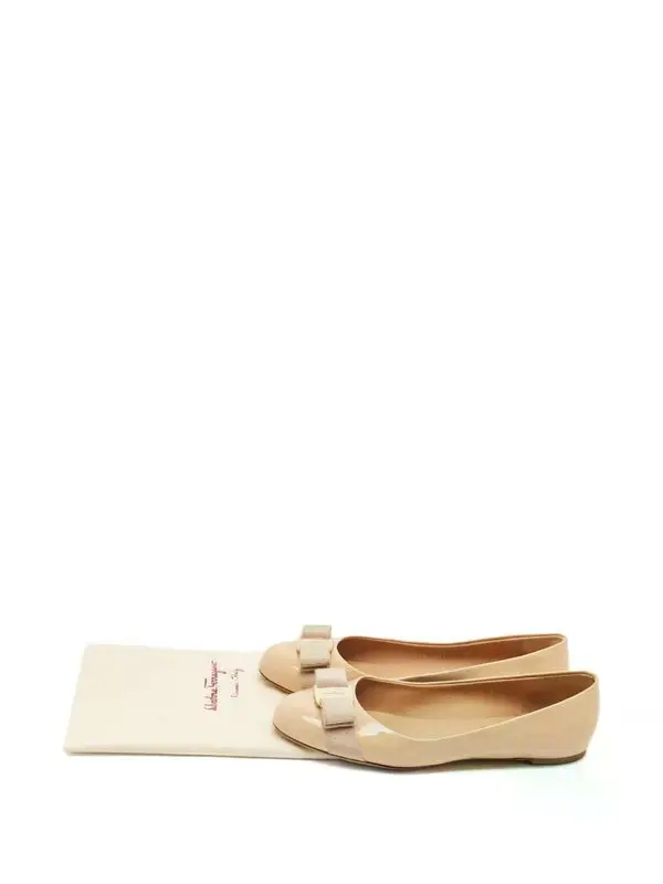 FERRAGAMO Varina Bow Ballet Flats