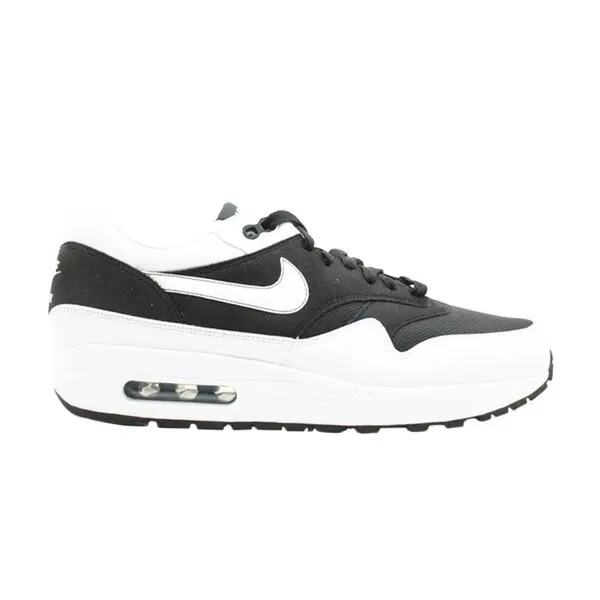 Nike Max 1 Sneakers