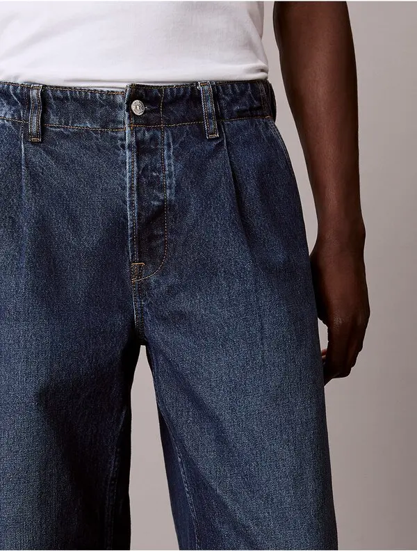 Calvin Klein Barrel Jeans
