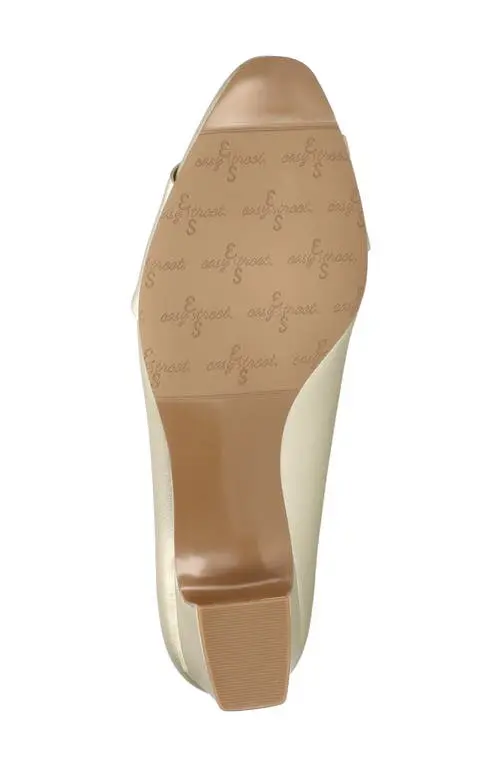 EASY WORKS BY EASY STREET Lyanna Pump - Champagne