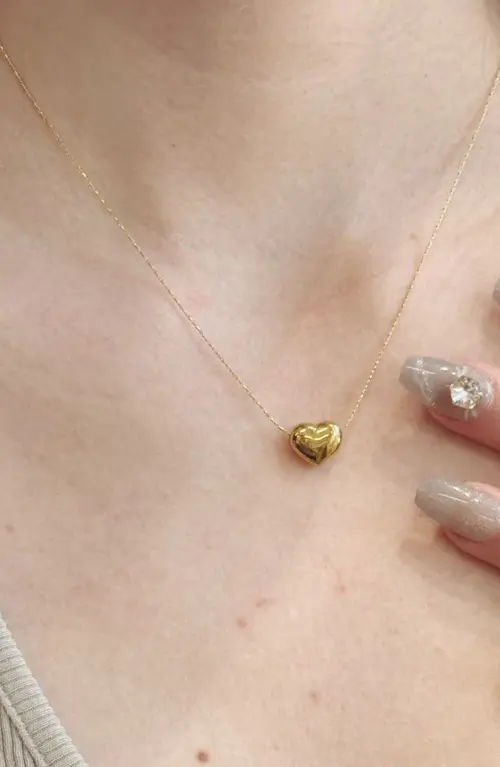 LITTLE SKY STONE Pebble Heart Pendant Necklace