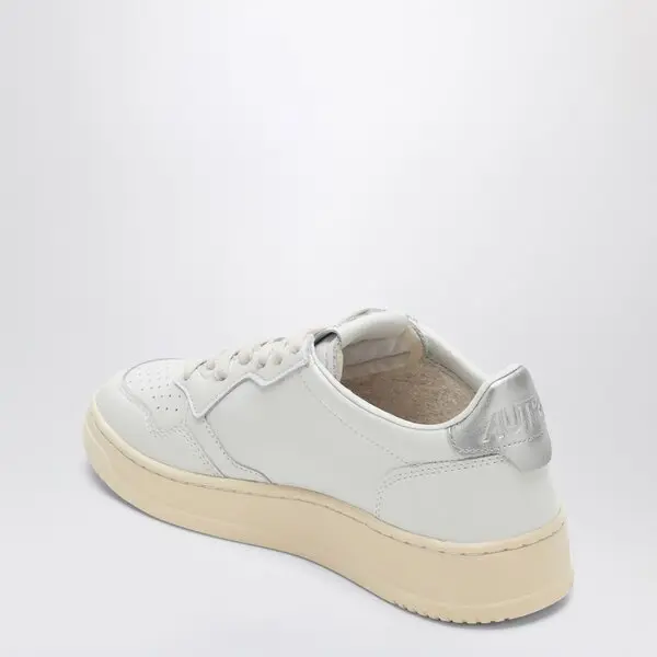 AUTRY Medalist Silver Sneaker