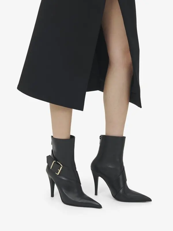 Alexander McQueen Heron Buckle Boots