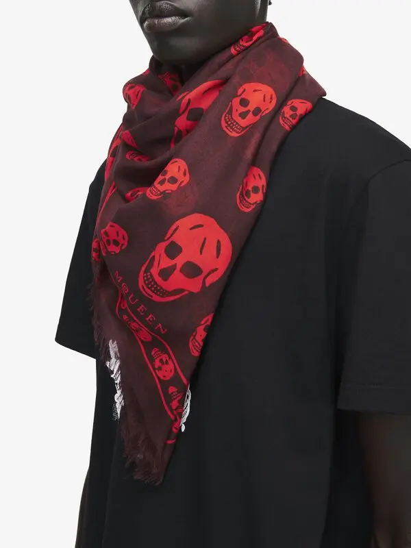 Alexander McQueen Classic Skull Scarf - Deep Red