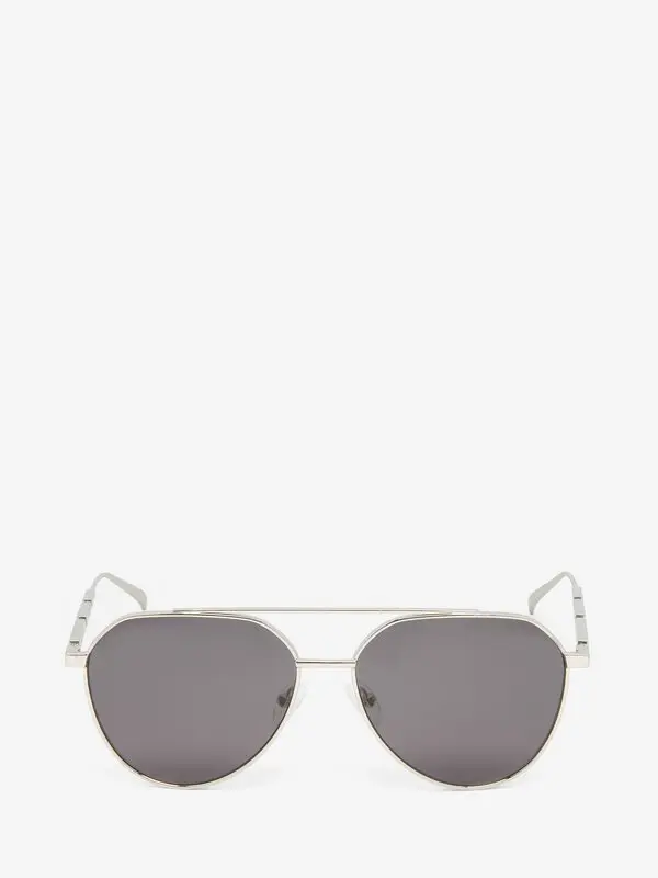 Alexander McQueen Metal Plaque Aviator Sunglasses - Silver/smoke