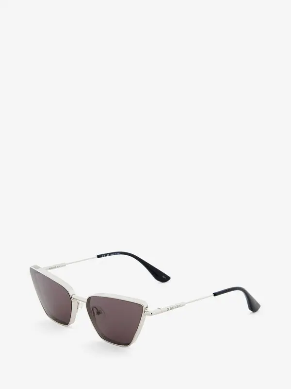 Alexander McQueen Metal T-bar Cat-eye Sunglasses - Silver/smoke