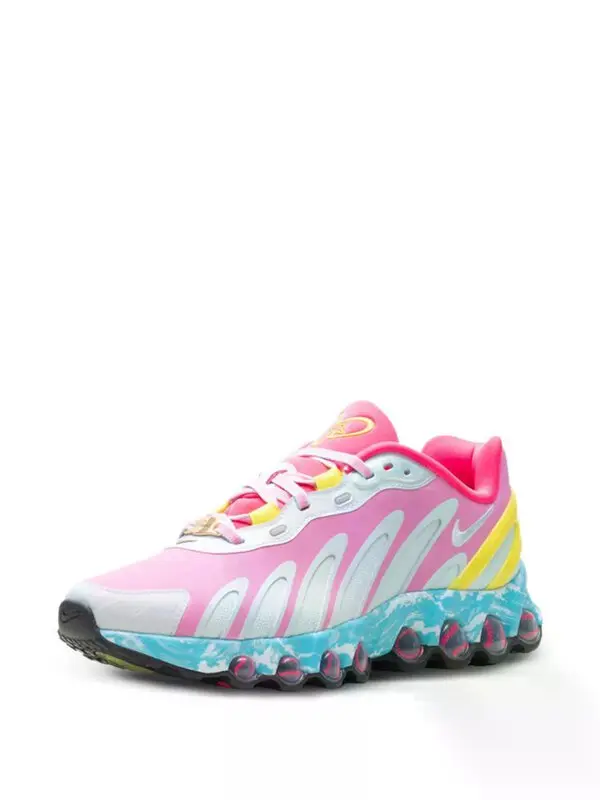 Nike Air Max Dn8 X Doernbecher Freestyle Reagan Sneakers - Pink