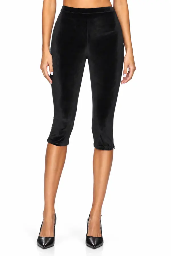 Azeeza Shreya Velvet Capri - Black