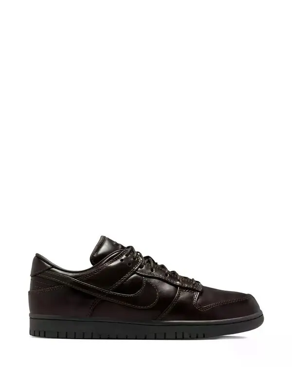 Nike Dunk Low Retro Premium Sneakers - Brown