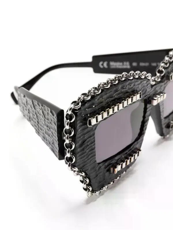 KUBORAUM Chain-detailing Square Frame Sunglasses