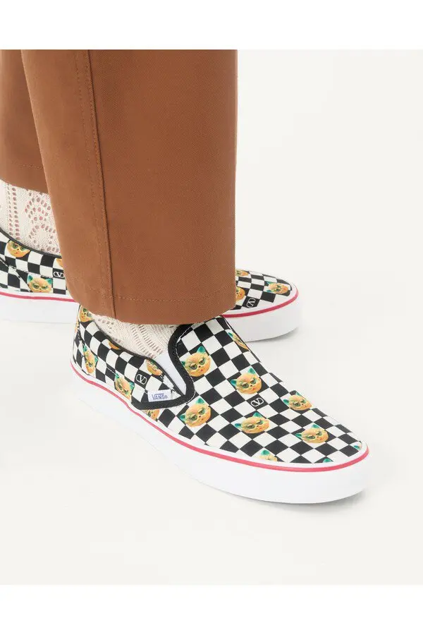 Valentino Garavani And Vans Le Chat De La Maison Printed Slip-on Sneakers - Black