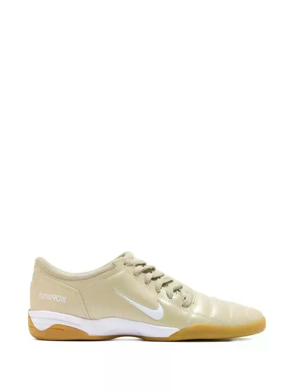 Nike Total 90 Logo Sneakers