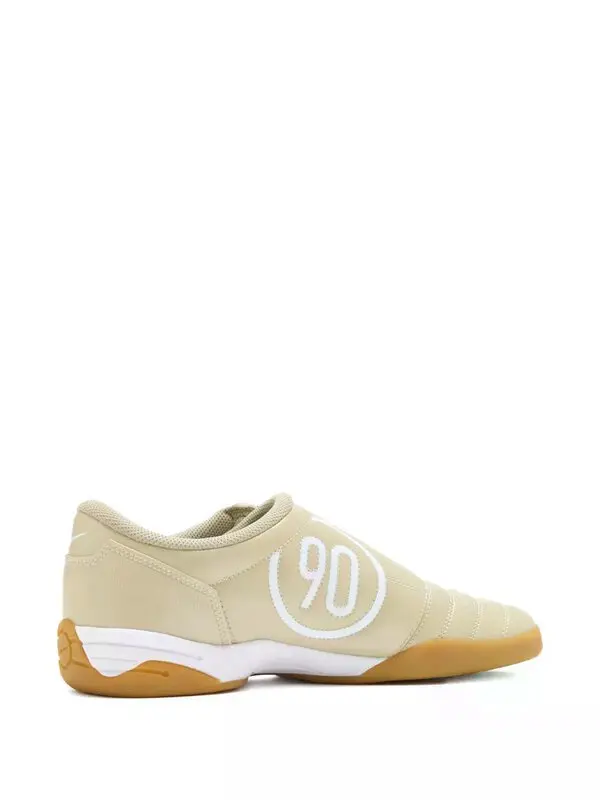 Nike Total 90 Logo Sneakers