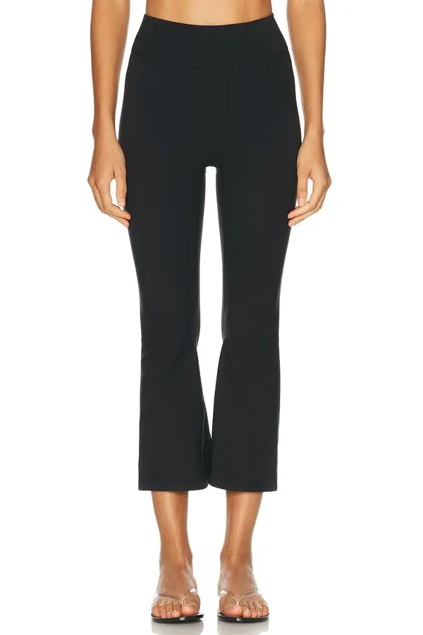 437 The Perfect Capri Pant
