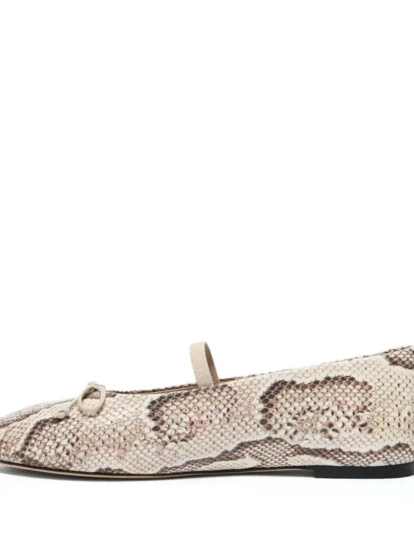 STUART WEITZMAN Prima Bow Ballet Mary Jane