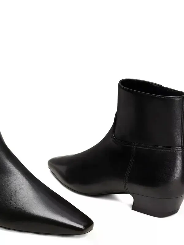 STUART WEITZMAN Stassi Zip Pointed Toe Boots