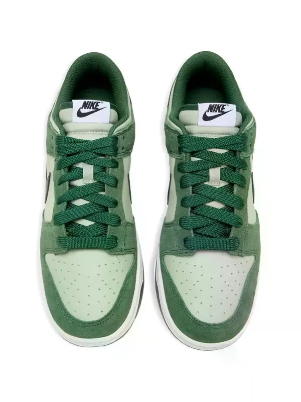 Nike Dunk Low Retro Se Sneakers - Green
