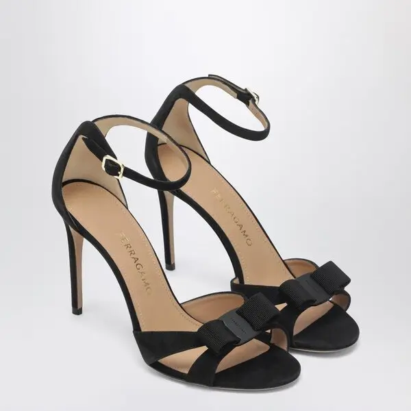 FERRAGAMO Vara Bow Sandal - Black