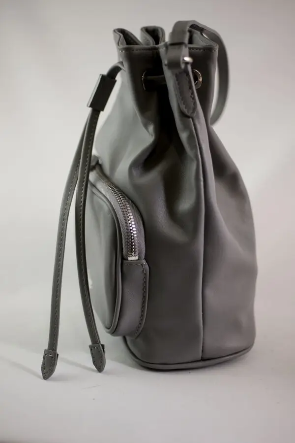 LA ROSE Leather Bucket Bag - Grey