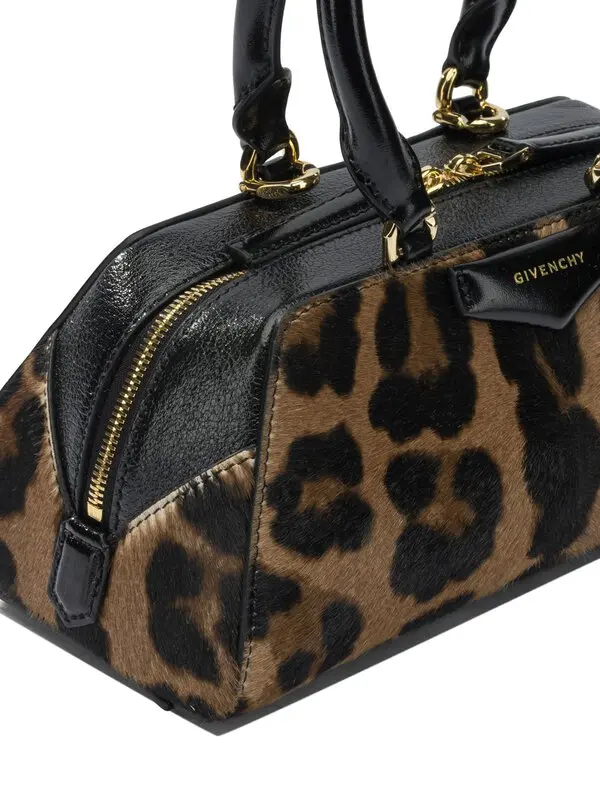 Givenchy Antigona East-west Handbag - Black