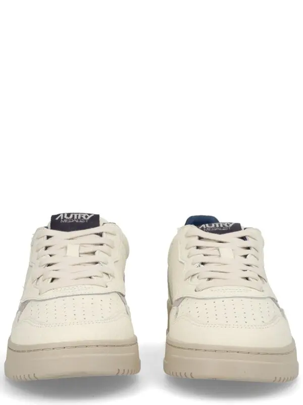 AUTRY Medalist Low Top Sneakers