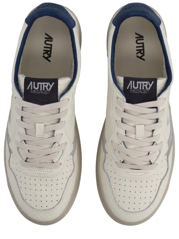 AUTRY Medalist Low Top Sneakers