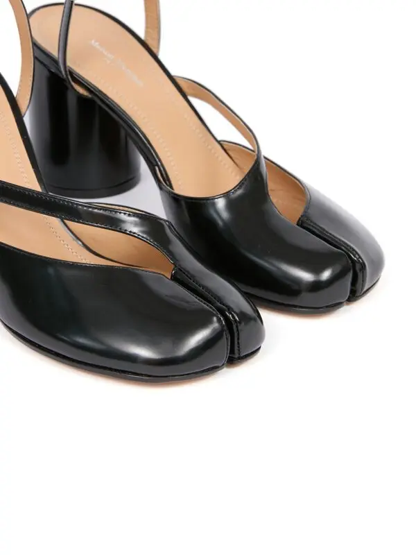 MAISON MARGIELA Tabi Leather Pumps - Black