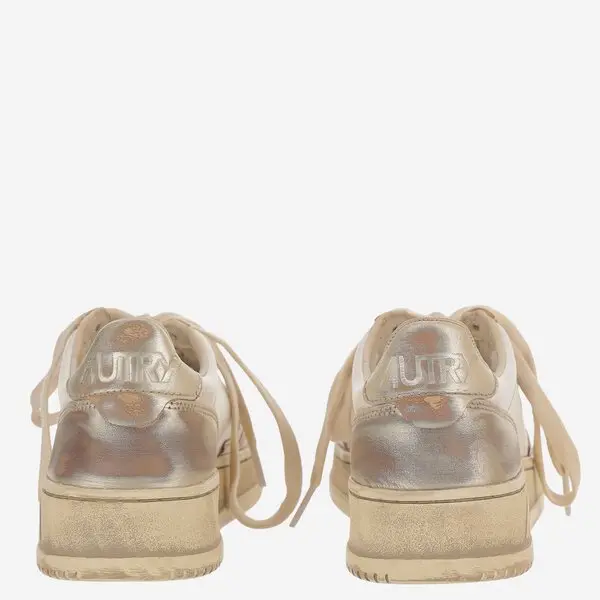 AUTRY Medalist Low Super Vintage Sneakers