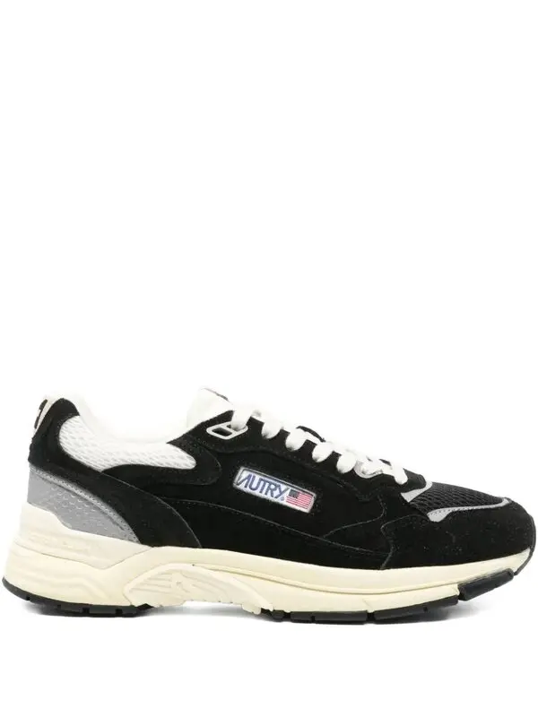 AUTRY Hyperway Low Top Sneakers - Black