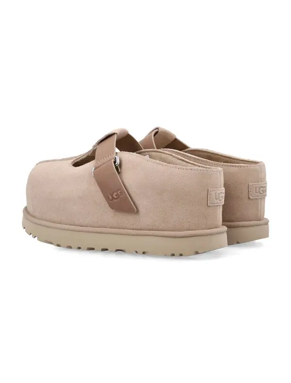 UGG Flat Shoes