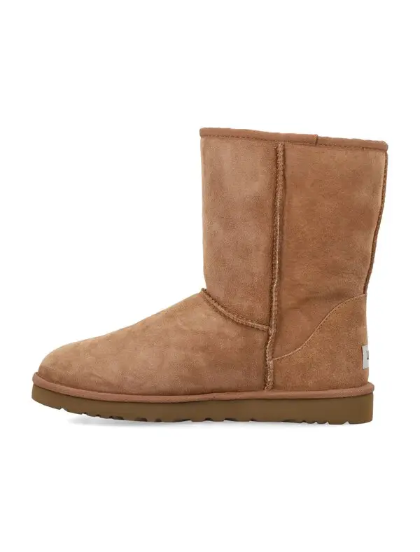 UGG Classic Short Boots - Chestnut