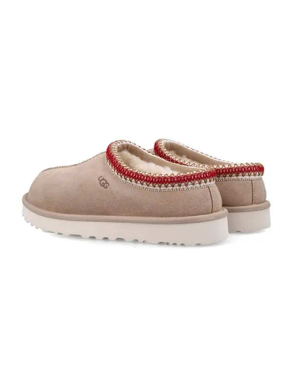 UGG Flat Shoes