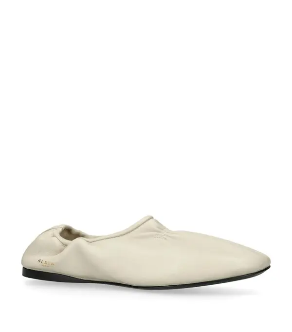 Alaïa Leather Scrunched Ballet Flats - Beige