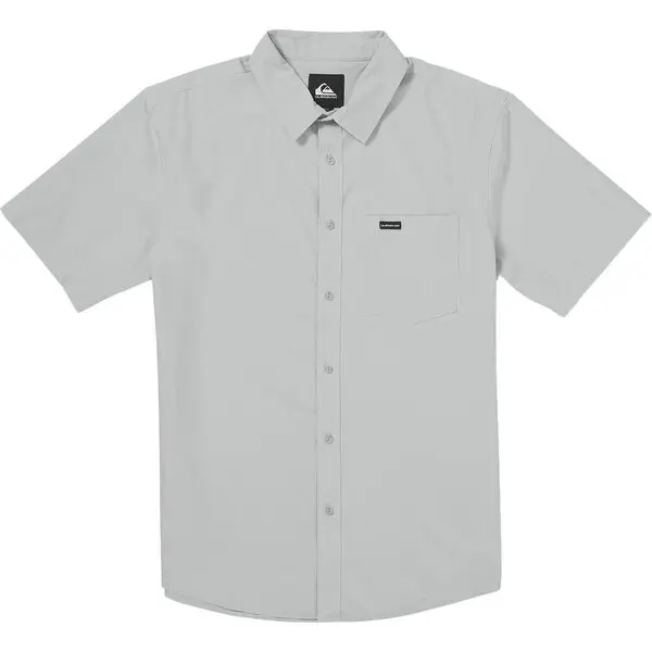 Quiksilver Ridgeport Regular Fit Short Sleeve Performance Button-up Shirt