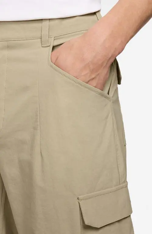 Nike Loose Fit Straight Leg Cargo Pants - Limestone
