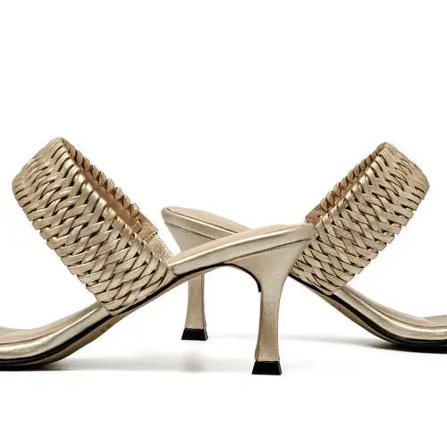 ALTA Etta Leather Sandals - Gold