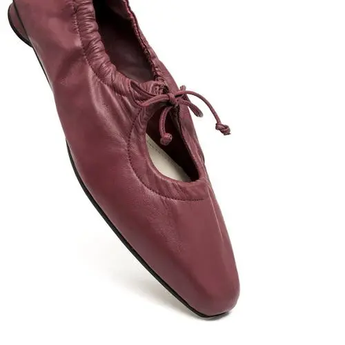 ALTA Gemma Leather Flats - Wine