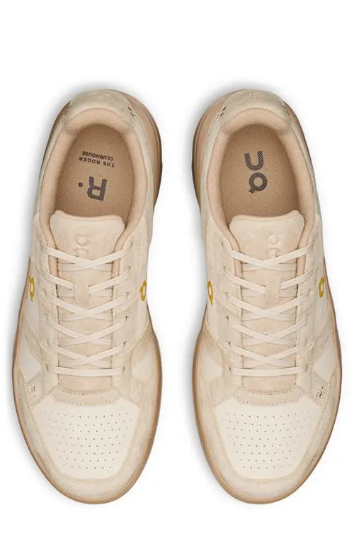On The Roger Clubhouse Ace Sneaker - Sand/sand