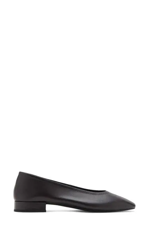 Mango Square Toe Pump