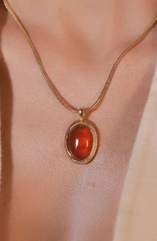 RETRO CHIC Babylon Necklace