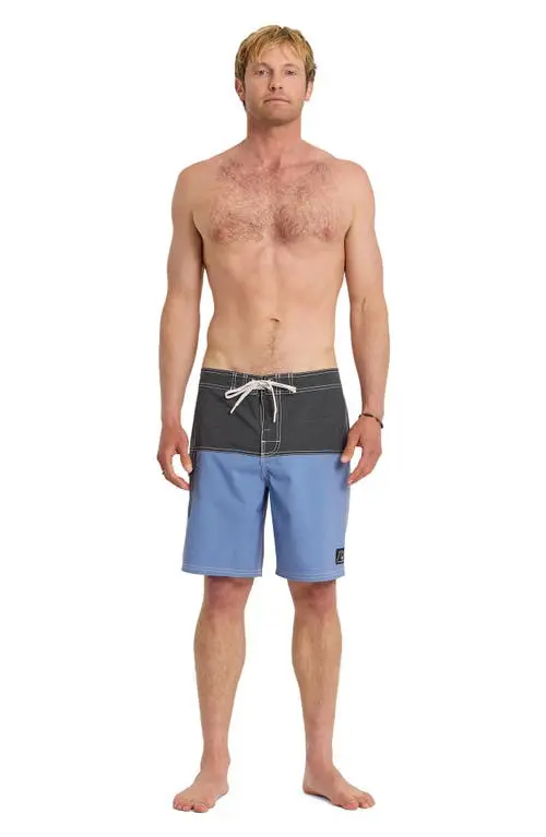 Quiksilver Original Blocked 19" Board Shorts - Riviera