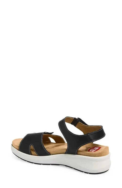 ON FOOT Marta Sandal - Napa Negro