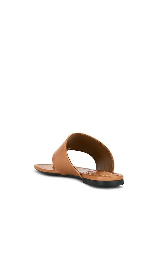 Schutz Martha Flat