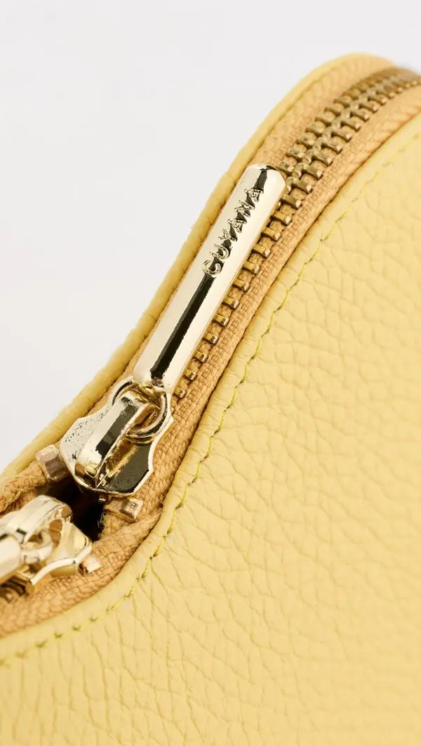 Cuyana Mini Heart Case