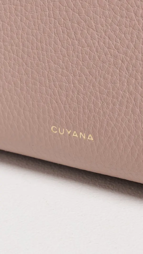 Cuyana Voyager Travel Case