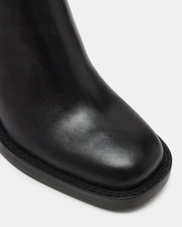 Steve Madden Daley Block Heel Booties