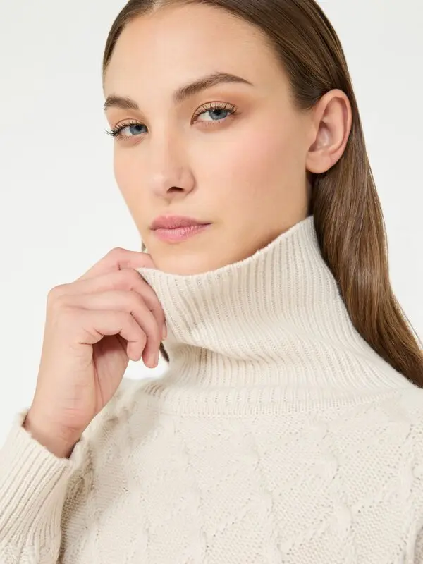 Max Mara Oversized Diamond Wool And Cashmere Sweater