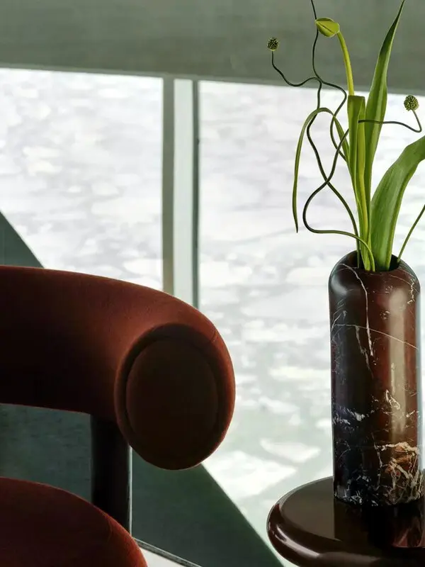 TOM DIXON Boulder Marble Vase