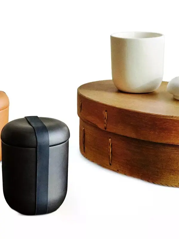 TOM DIXON London Embossed Candle